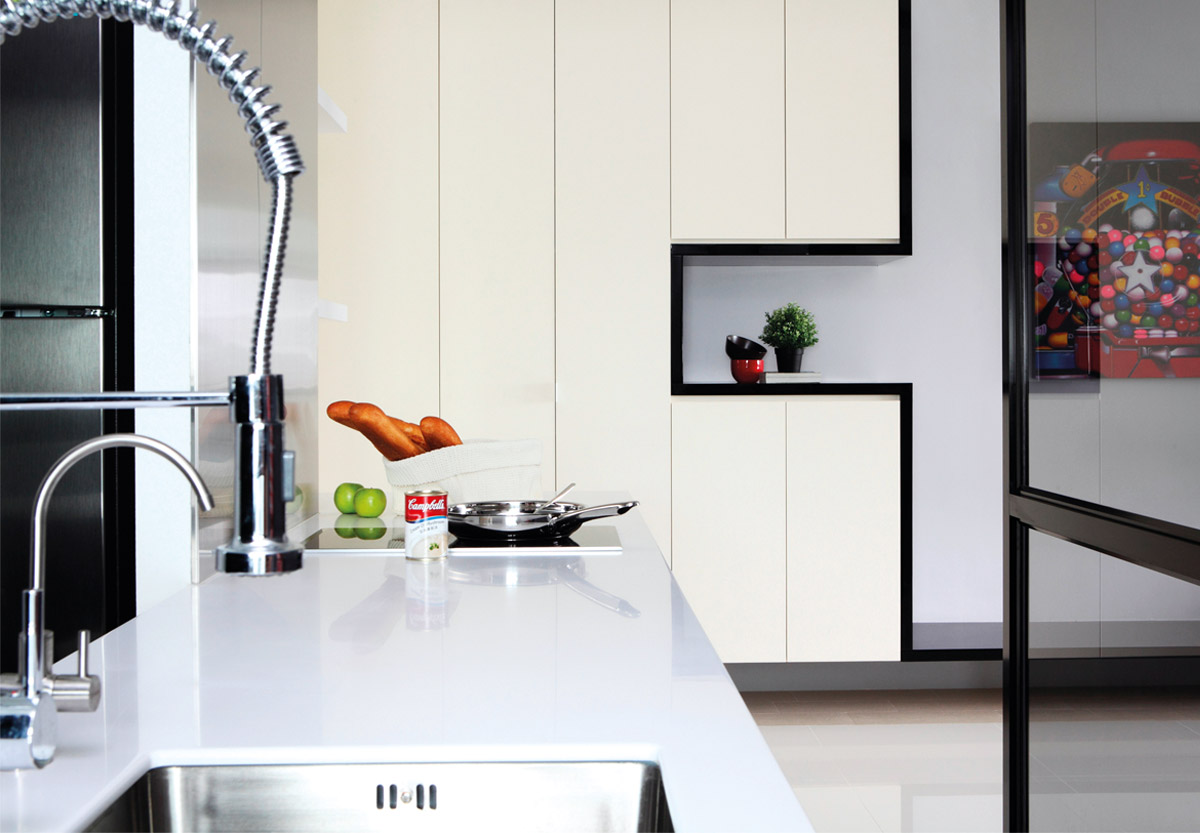 6 Tips On How To Make An Open-Kitchen Work | SquareRooms