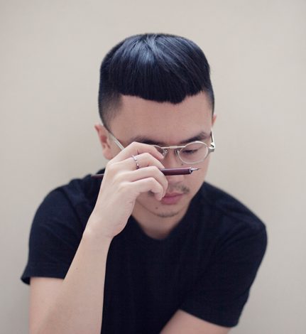 Meet A Calligraphy Artist Who Keeps The Art Of Penmanship Alive | SquareRooms