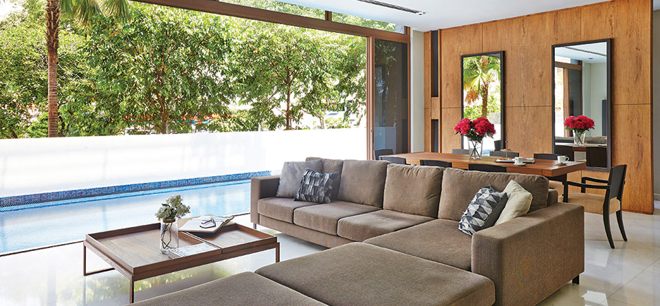 A Resort-Inspired Home That Combines Style And Comfort | SquareRooms