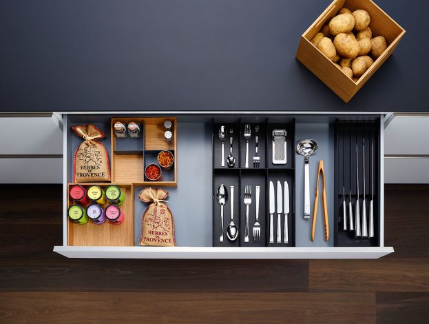 5 Effective Tips To Keep Your Kitchen In Order | SquareRooms